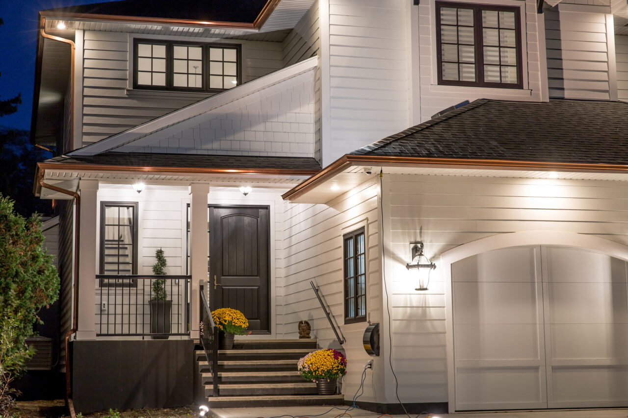 Fibreglass Textured Entry Doors for Canadian Homes - All Weather at Home